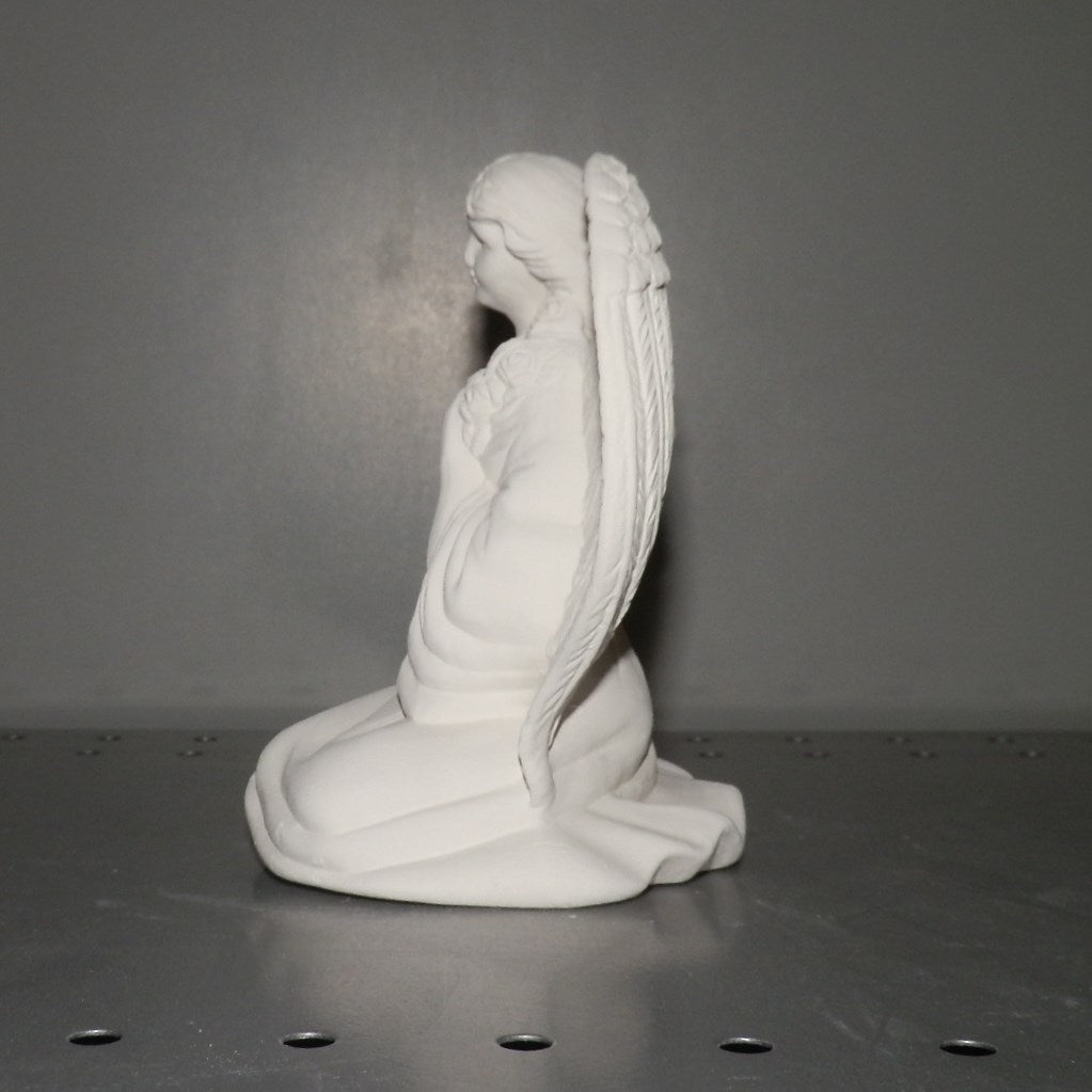 Kneeling Angel – River Craft Ceramics